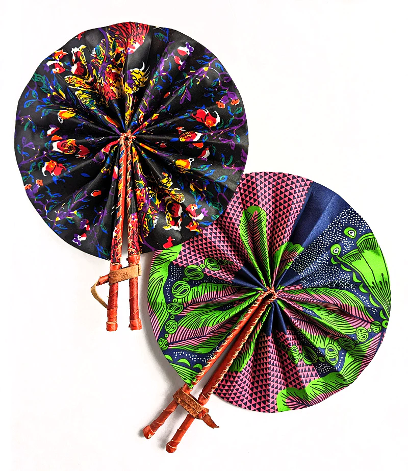 Elegant Foldable Fans - Ollages Sauces